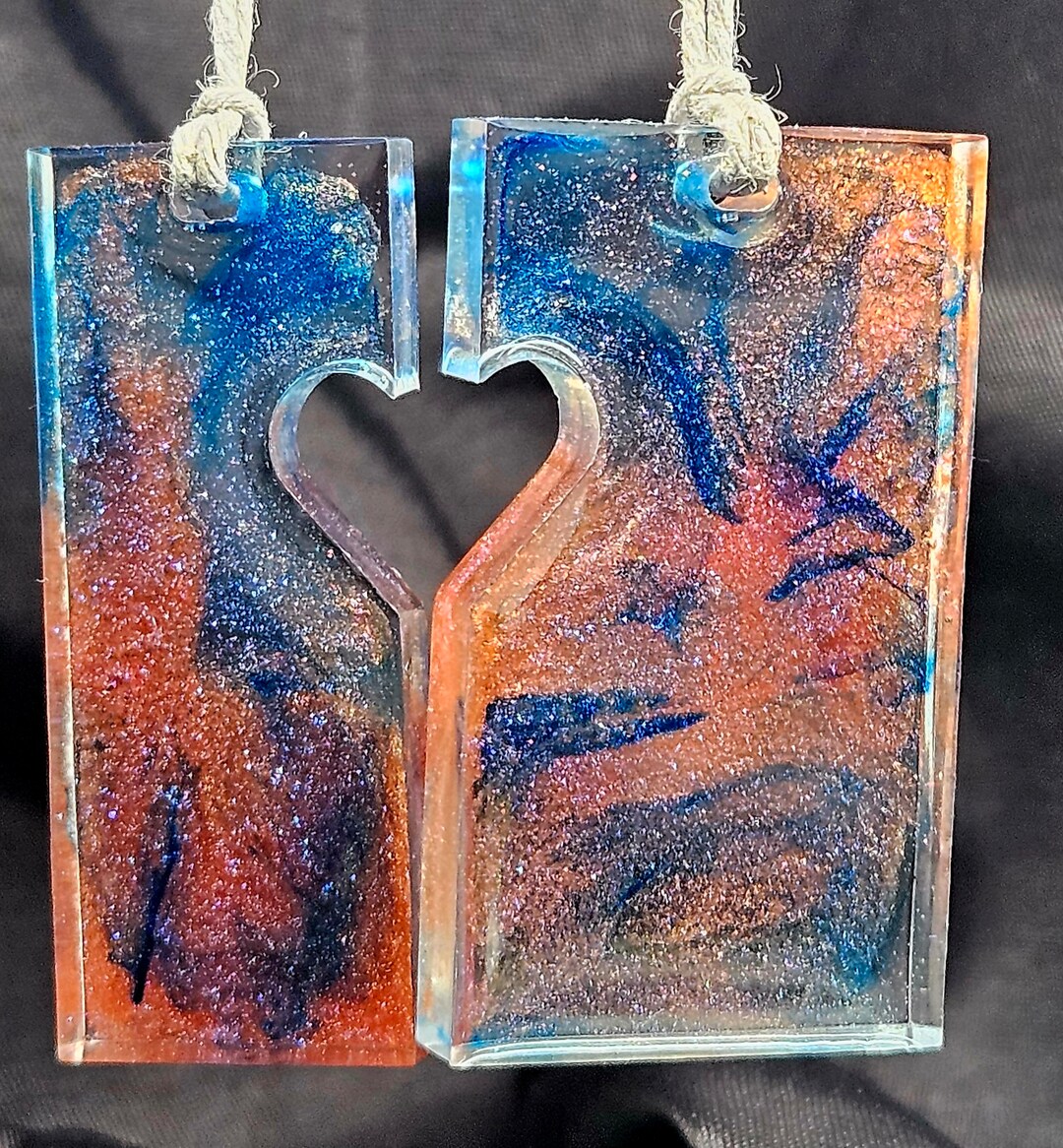 1 of a Kind Hand-poured Epoxy Resin Jewelry, Pendant Set With Heart ...
