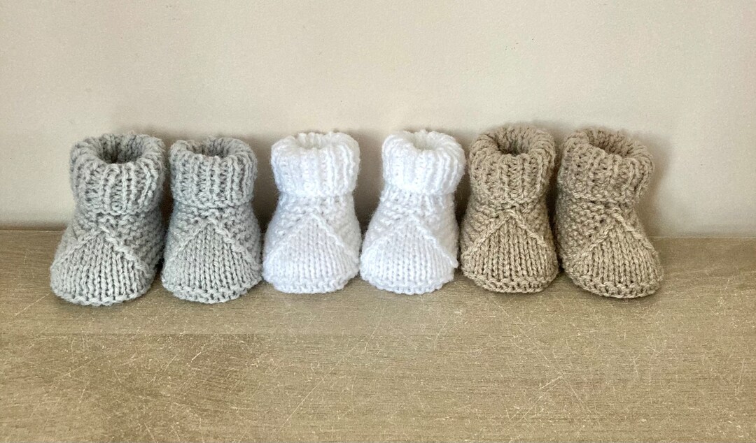 Hand-knitted Baby Slippers in Acrylic From Birth to 3 Months Oeko-tex ...