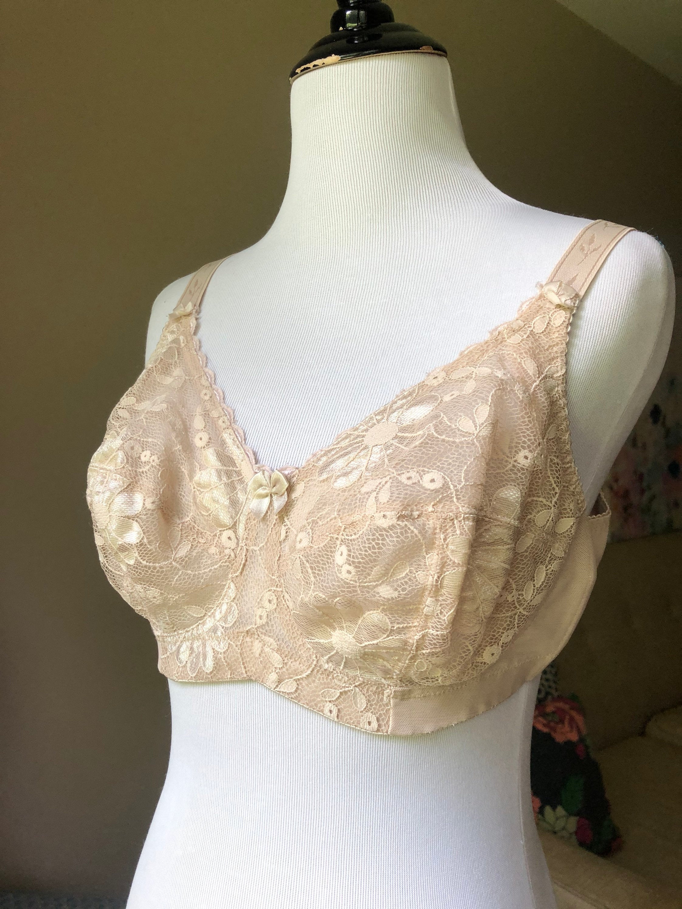 34C / Vintage / Full Coverage / Stretchy Sexy Sheer Bra. - Etsy