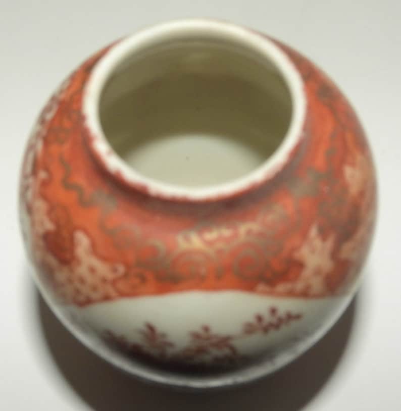 Chinese Vase With Signature on Bottom - Etsy UK