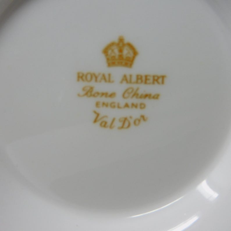 Royal Albert Val D’or Coffee Pot / Tea Pot | Bone China White & Gold ...