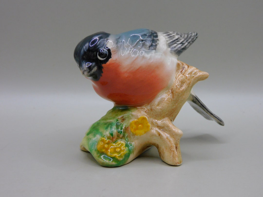Vintage Beswick 'bullfinch' Bird Glossy Porcelain Figurine, Model 1042 ...