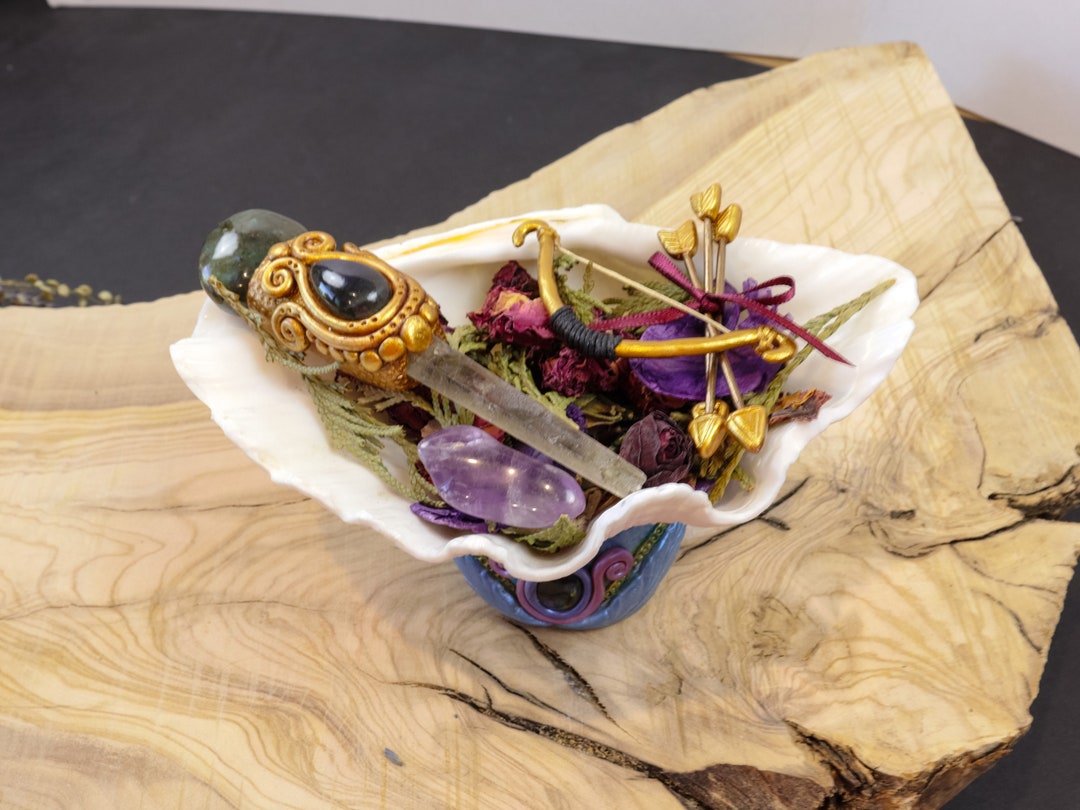 GODDESS ARTEMIS Giant Clam Shell Offering Bowl With Labradorite and ...