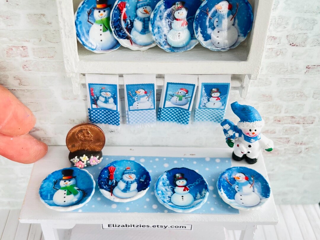 Miniature Christmas Snowman Dollhouse Plates in Blue( Set of 4) 1:12 ...