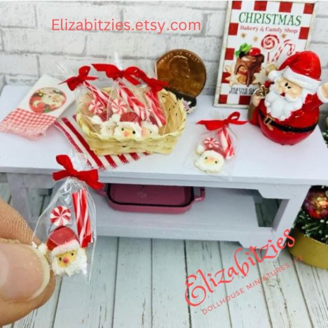 Miniature Red Santa Cookie and Peppermint Sticks in Cellophane Bag 1:12 ...