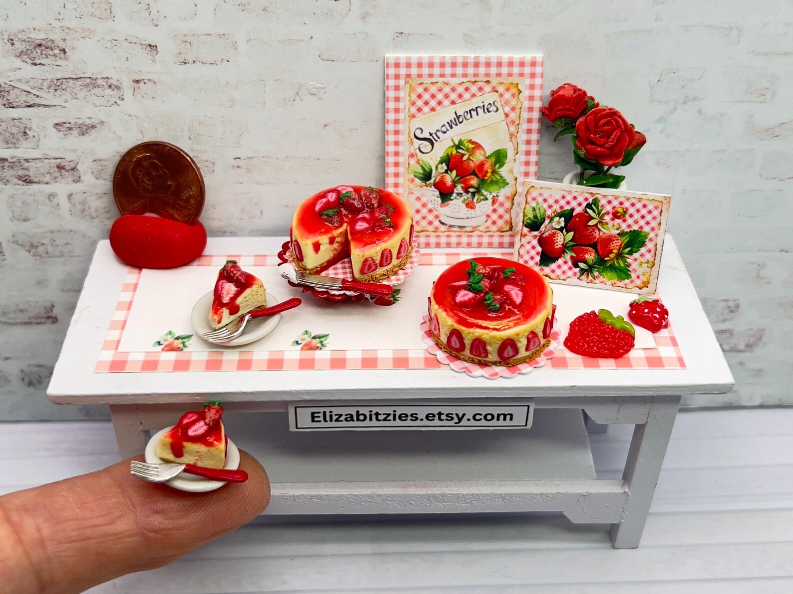 Miniature Strawberry Cheesecake Dollhouse 1:12 Scale - Etsy
