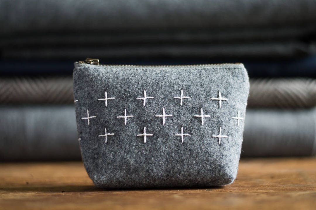 Modern Minimalist Embroidered Pouch Zippered Pouch - Etsy