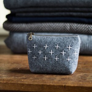 Modern Minimalist Embroidered Pouch Zippered Pouch - Etsy