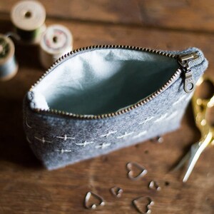 Modern Minimalist Embroidered Pouch Zippered Pouch - Etsy