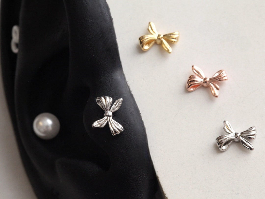 Mini Ribbon Tragus Labret • Matte Bow Cartilage Earring • Asymmetrical ...