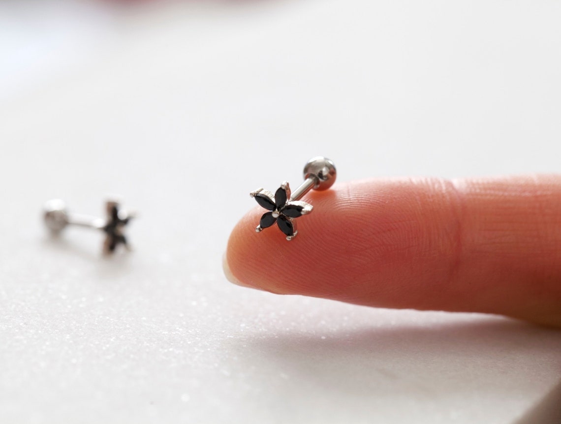CZ Flower Cartilage Earring Mini Flower Threadless Labret - Etsy