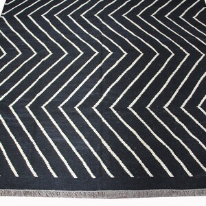 Black and White/off-white Zigzag Rug, Zigzag Area Rug, Bedroom Rug ...