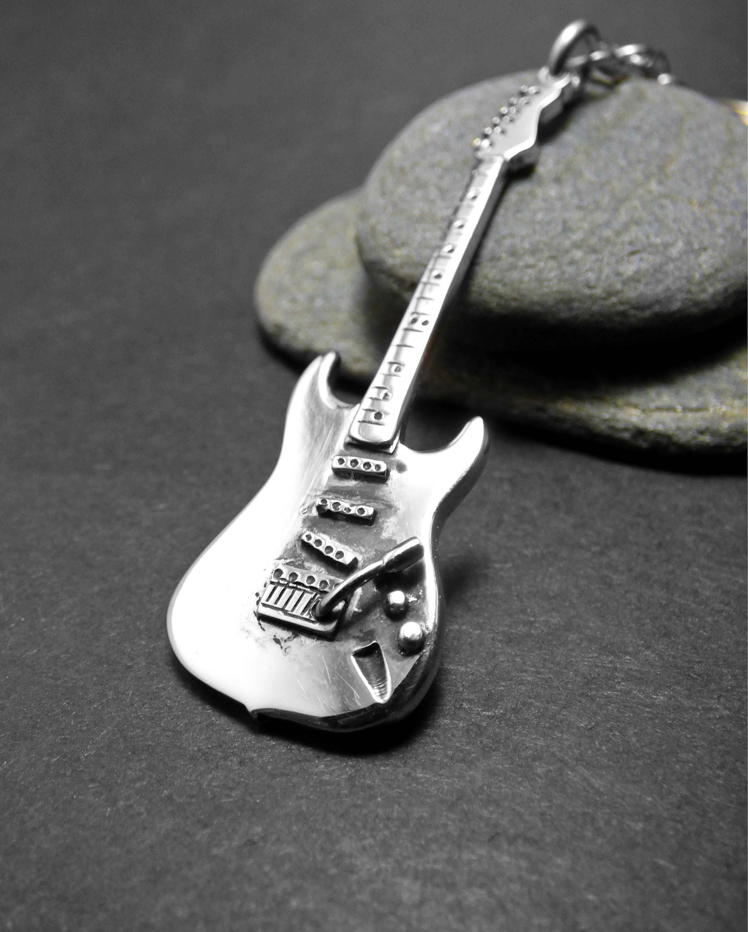 Handmade keychain with musical instrumentsbouzoukiacoustic | Etsy