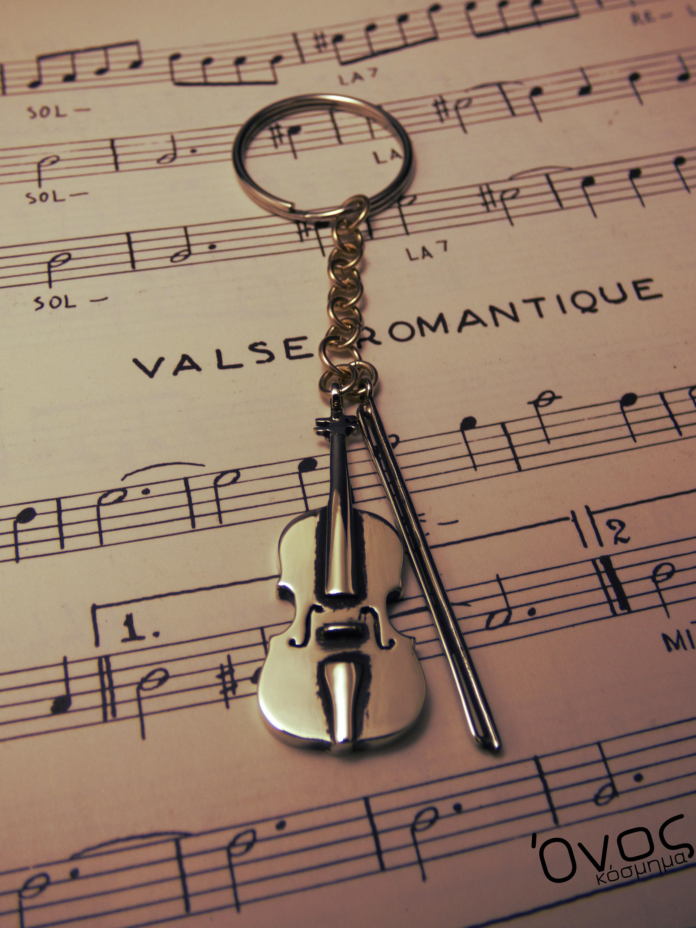 Handmade keychain with musical instrumentsbouzoukiacoustic | Etsy