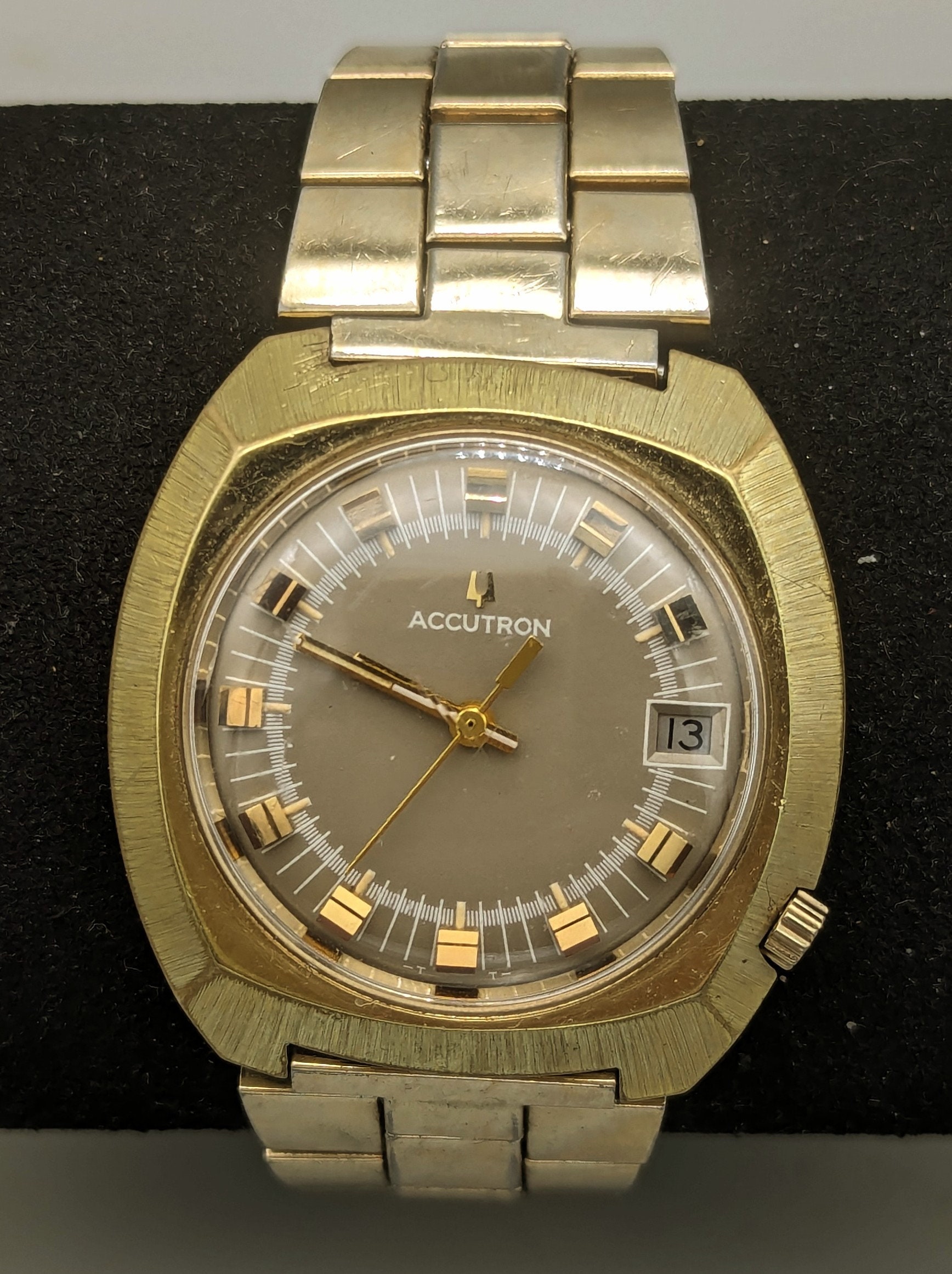 Bulova Accutron Men's N3 Heavy Gold Electrolplated Case and Back W/date ...