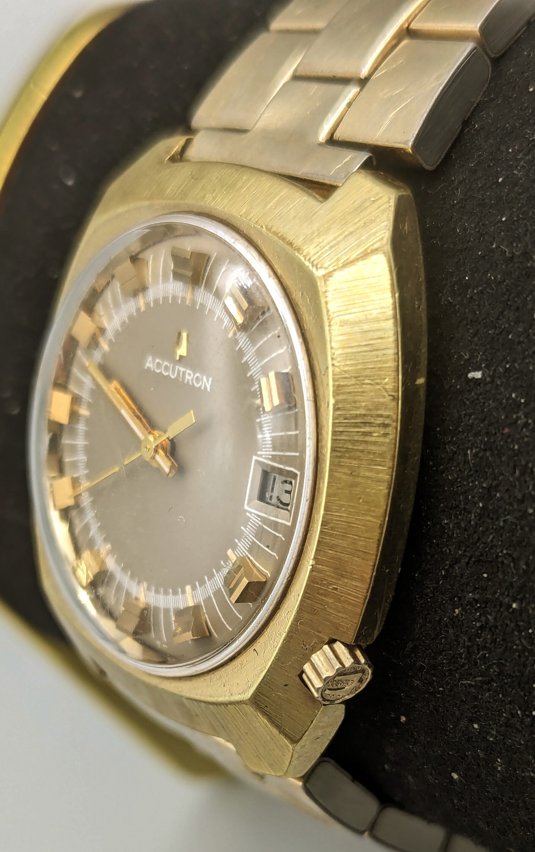 Bulova Accutron Men's N3 Heavy Gold Electrolplated Case and Back W/date ...