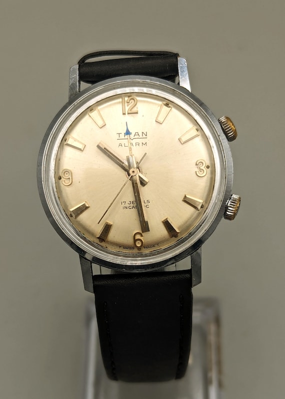 rare titan clock - Gem