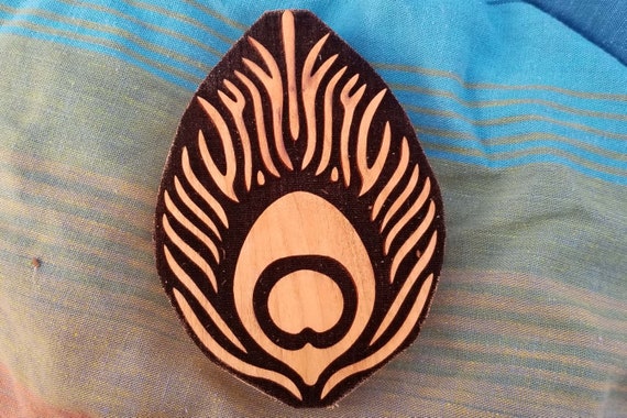 Peacock Feather Heraldic Charge Woodcut for Wood Block - Etsy