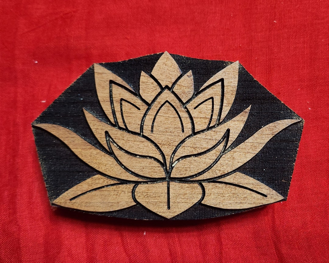Heraldic Lotus Profile Woodcut for Block Printing or Leather Gleann ...