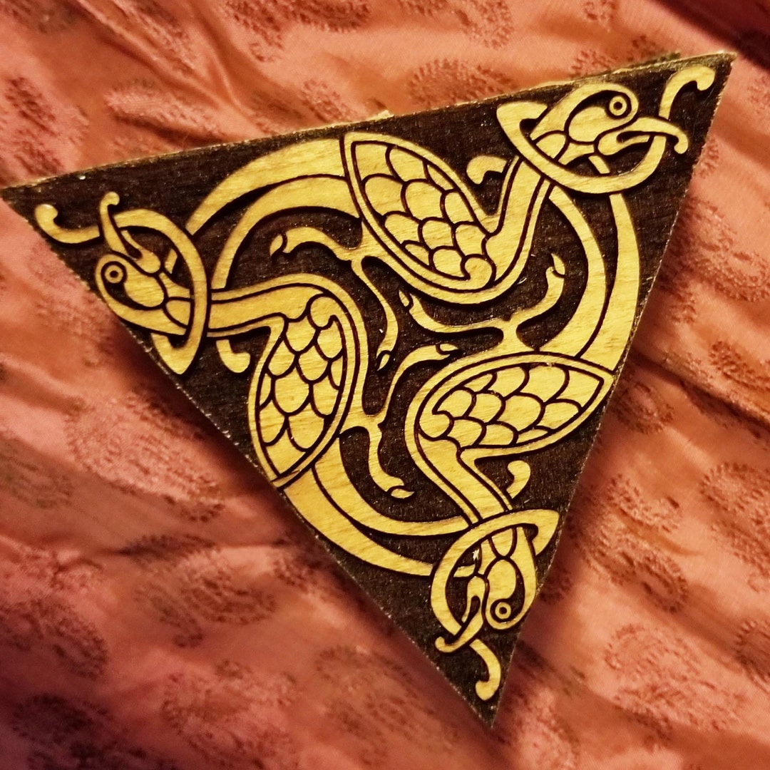 Book of Kells Celtic Three Bird Knot Woodcut Stamp for Wood - Etsy