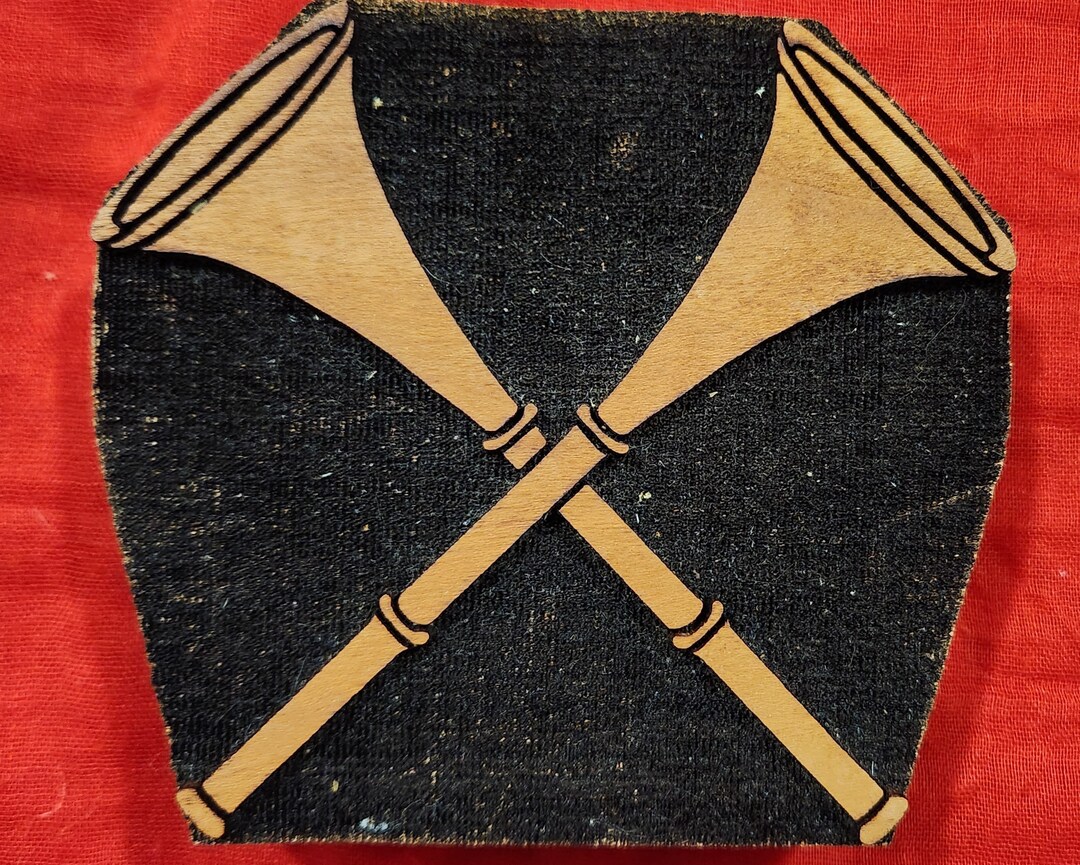 Herald Horns Crossed Trumpets Heraldic Charge Round Woodcut for Wood ...