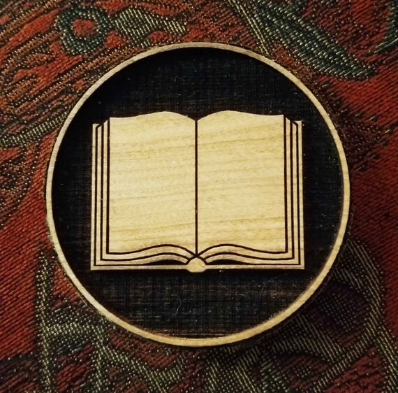 Libro de insignias de oficiales historiadores en un xilografía | Etsy ...