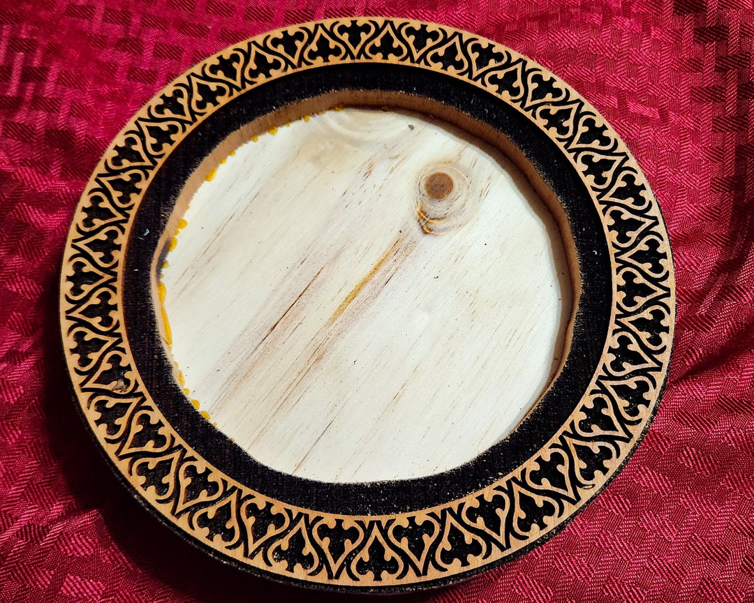 Medieval Fleur Spade Roundel Woodcut Stamp for Wood Block Printing or ...