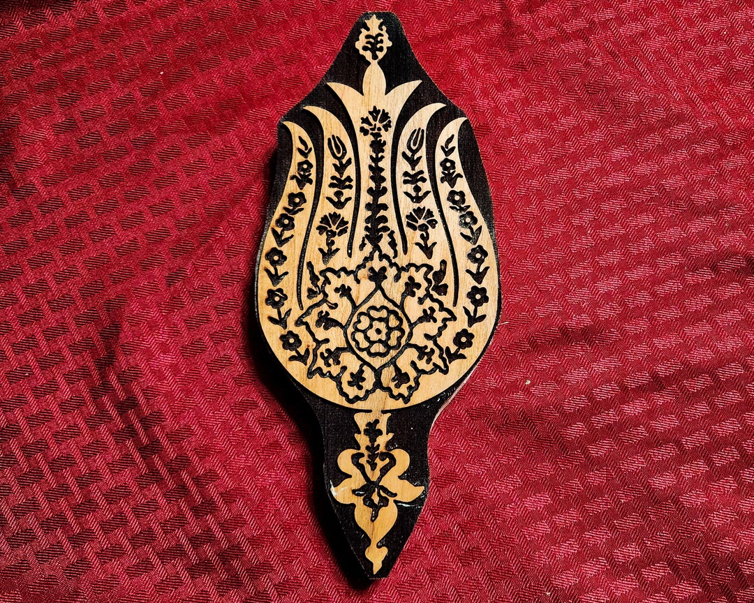 16th Century Ottoman Floral Adorned Tulip Turkish Persian Topkapi ...