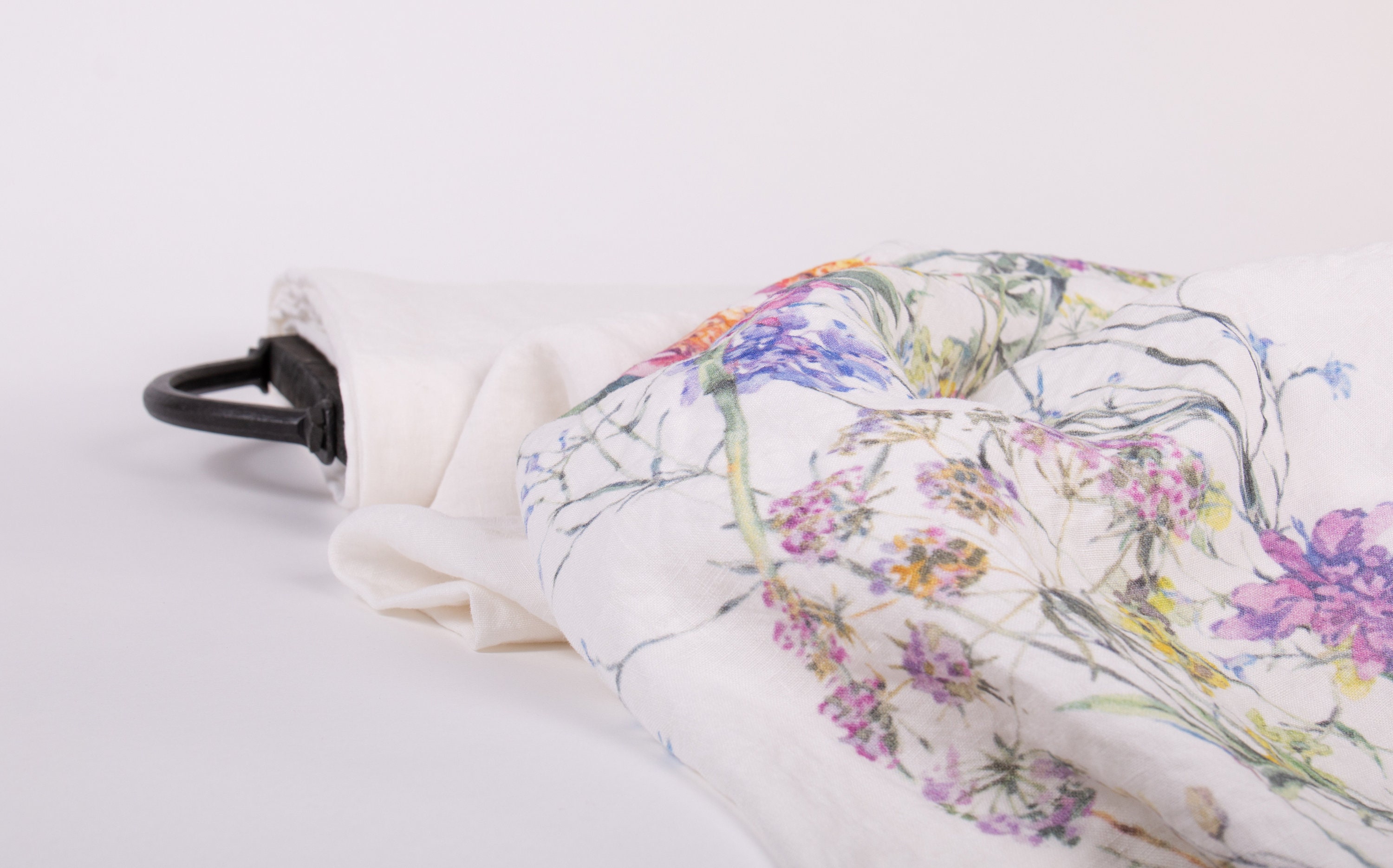 Digital printed linen fabrics Swatches, samples. 10 different samples ...