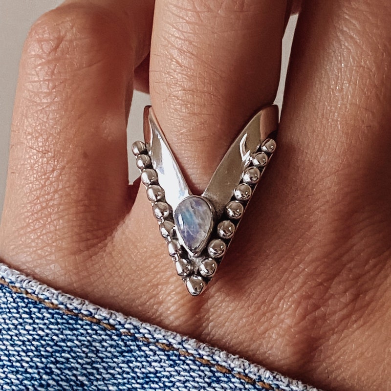 Chevron Ring - Etsy