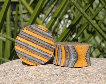 Natural Charcoal Gray Olive Wood Ear Plugs Natural Charcoal Gray Olive ...
