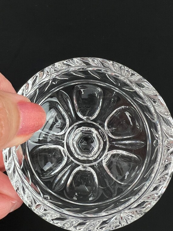 Vintage Clear Cut Glass Small Round Glass Dish with L… - Gem