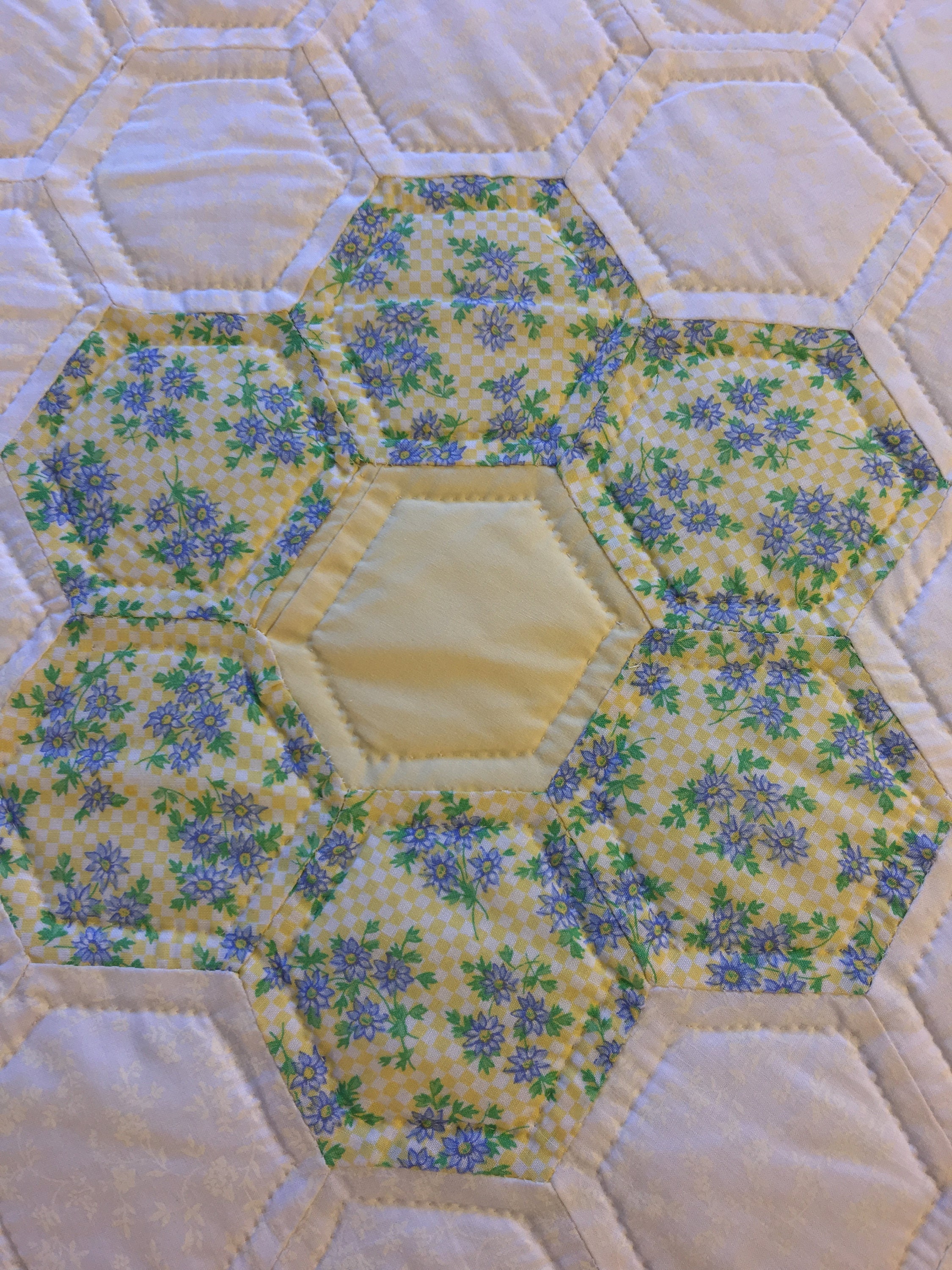 QUILT, Handmade, Flower Garden Pattern, Full/queen Size - Etsy