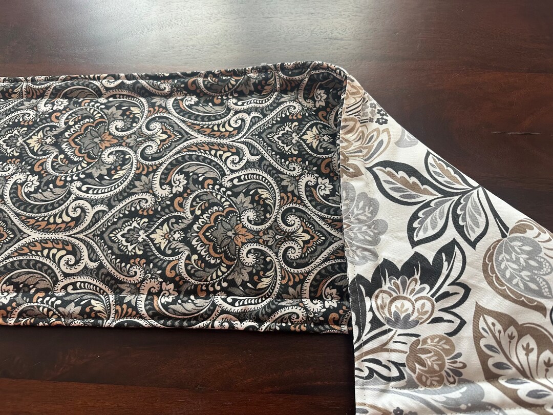 Hot Pad Table Runners and Square Pads 3 Styles Pewter Forest With 3 ...