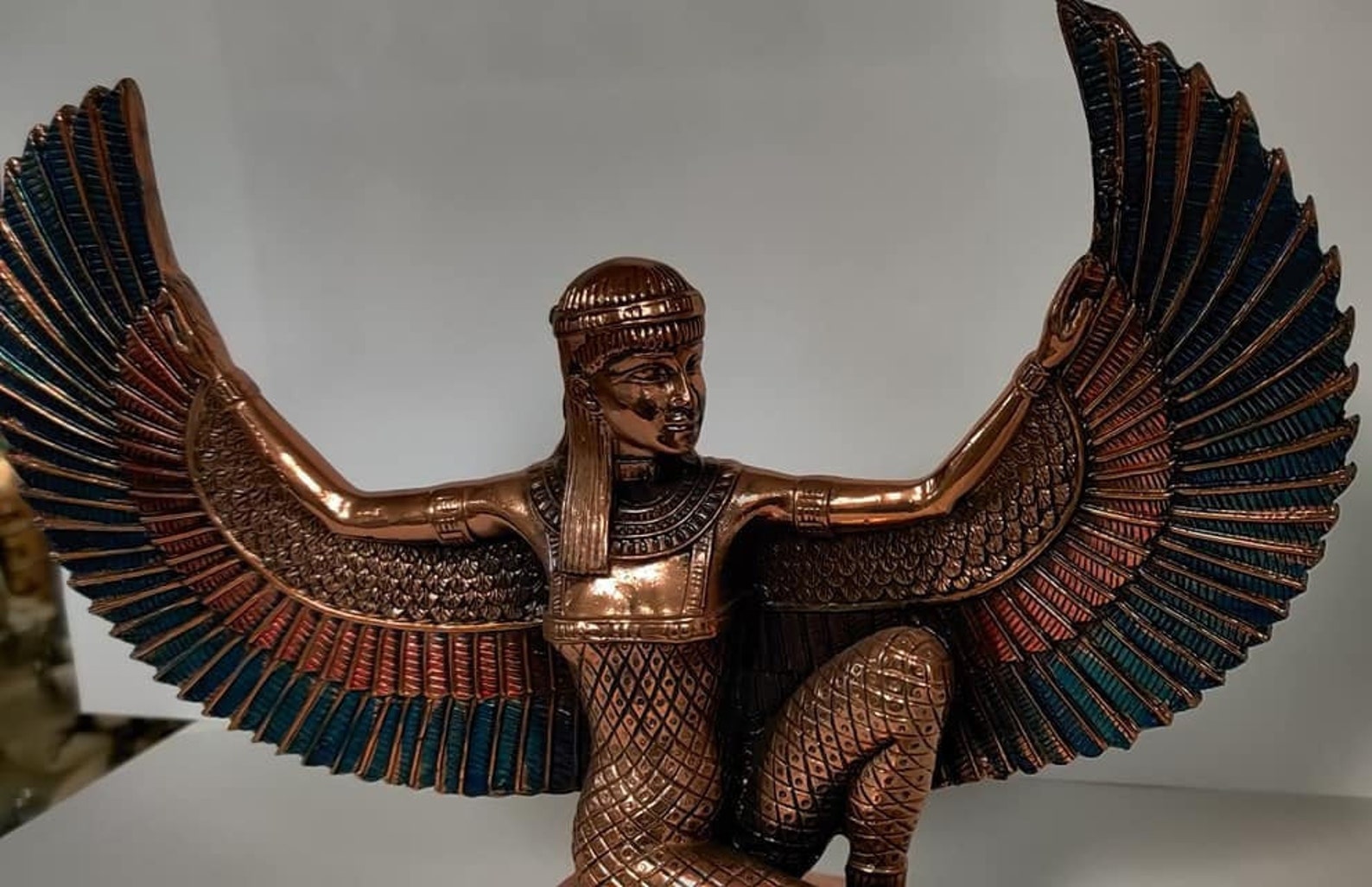 Estatua única de isis de la diosa del lavado de cobre pesado | Etsy