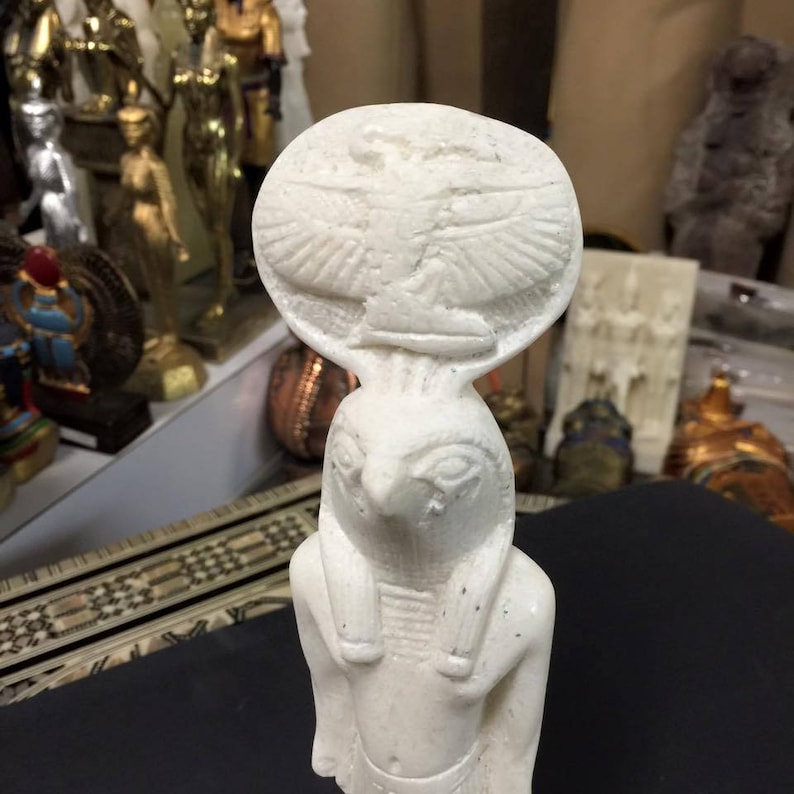 Statue égyptienne Dieu RA fait de Pierre philppe Made in Egypt - Etsy ...