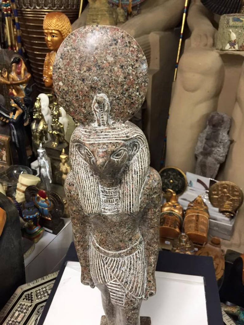 Vintage Grande Statue égyptienne lourde Dieu RA Pierre - Etsy France