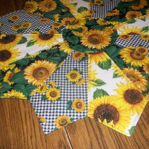 Quilted Table Topper Sunflowers, Sunflowers and More Sunflowers With ...