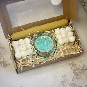 Organic Gift Set of 4 | Two Bubble Soy Candles, Palm Wax Candle in a ...