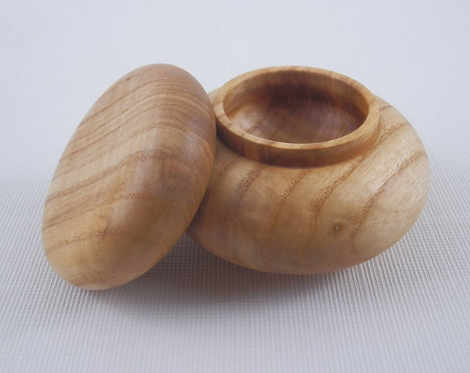 Small Wooden Ring Box Curly Ash Wood Box Small Wooden Keepsake Box ...