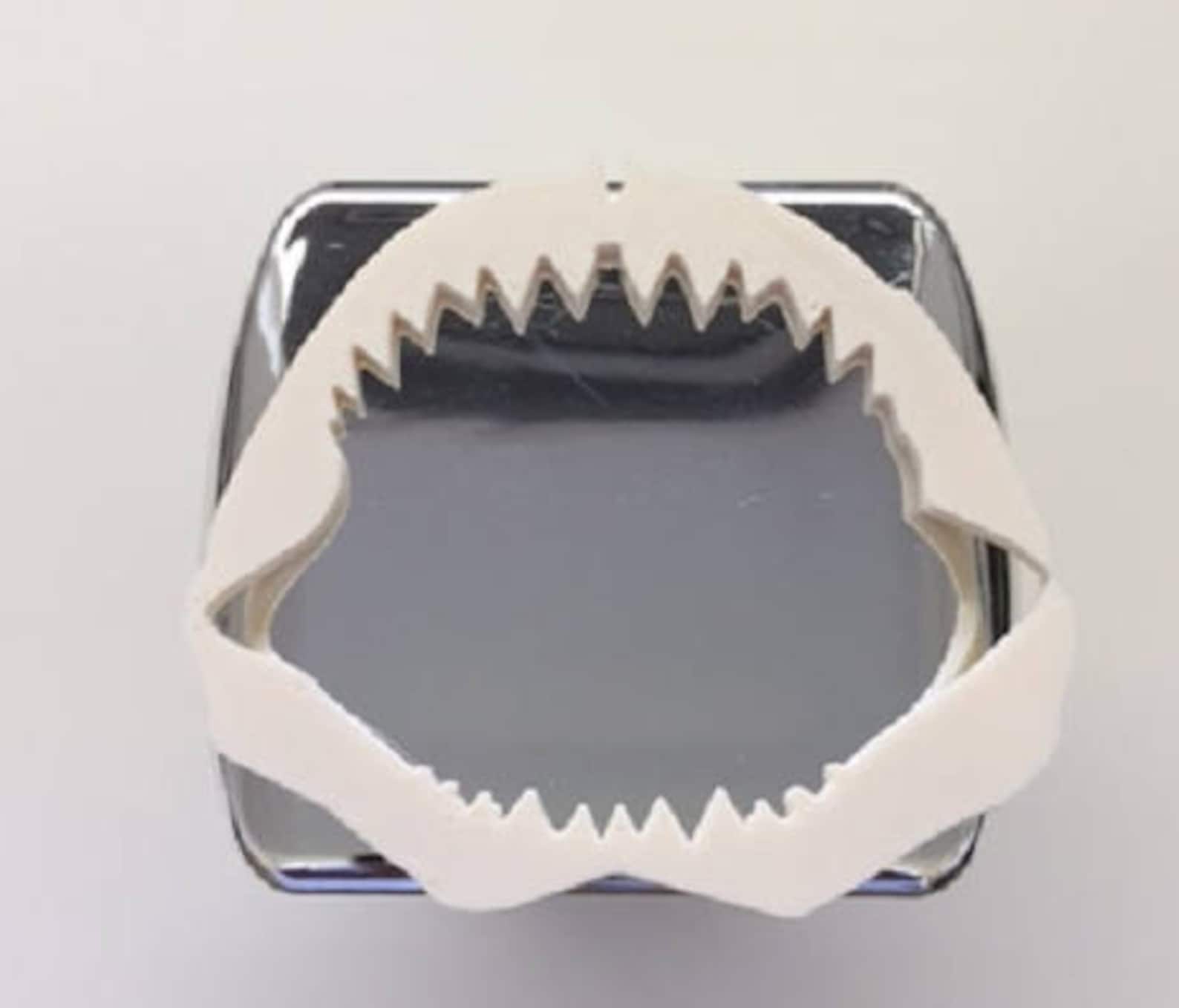 Jaws Shark Teeth in 3d Chrome With White 2 Inch Trailer | Etsy
