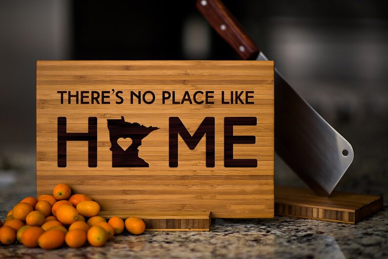 Personalized Minnesota State Engraved Cutting Board by Left Coast ...