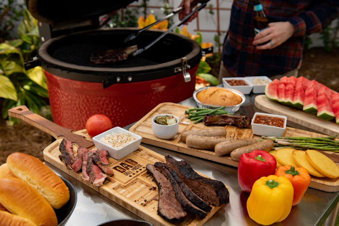 Personalized Grill Master BBQ Board - Serving Tray With Handle - Gift ...