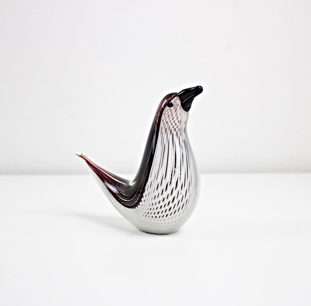 1970s Parlane Glass Bird Figurine / Paperweight in the Style of Dino ...