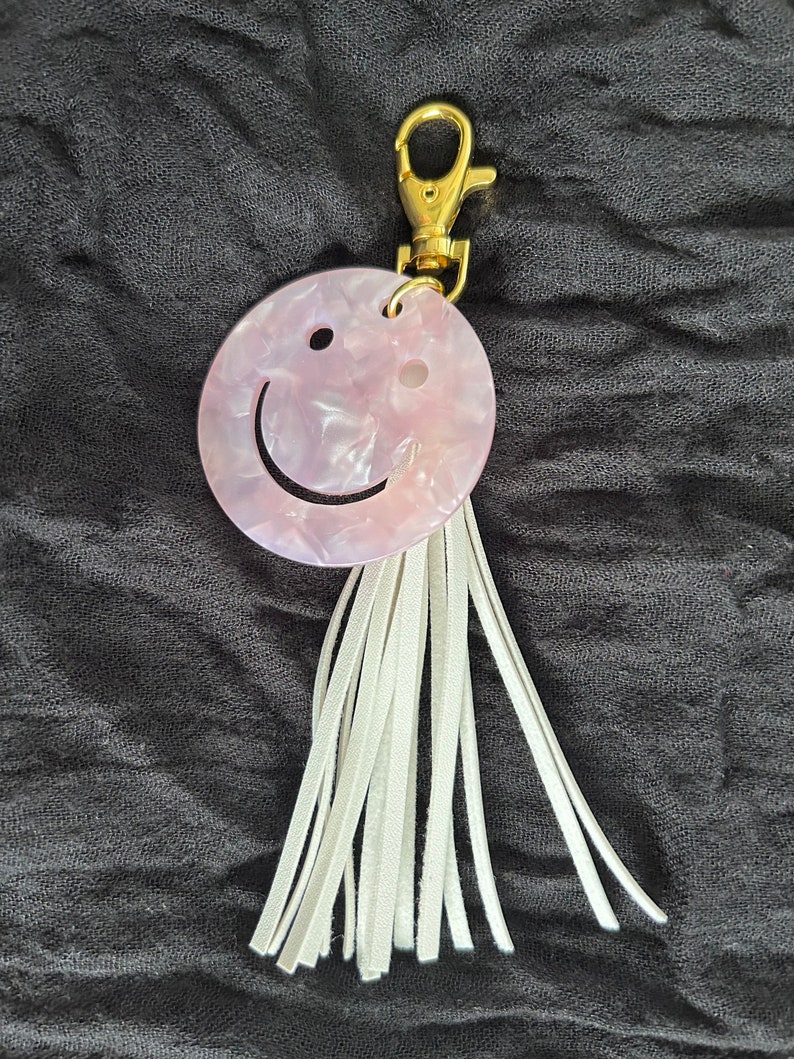 Smiley Face Keychain / Brighten Your Day Gift - Etsy
