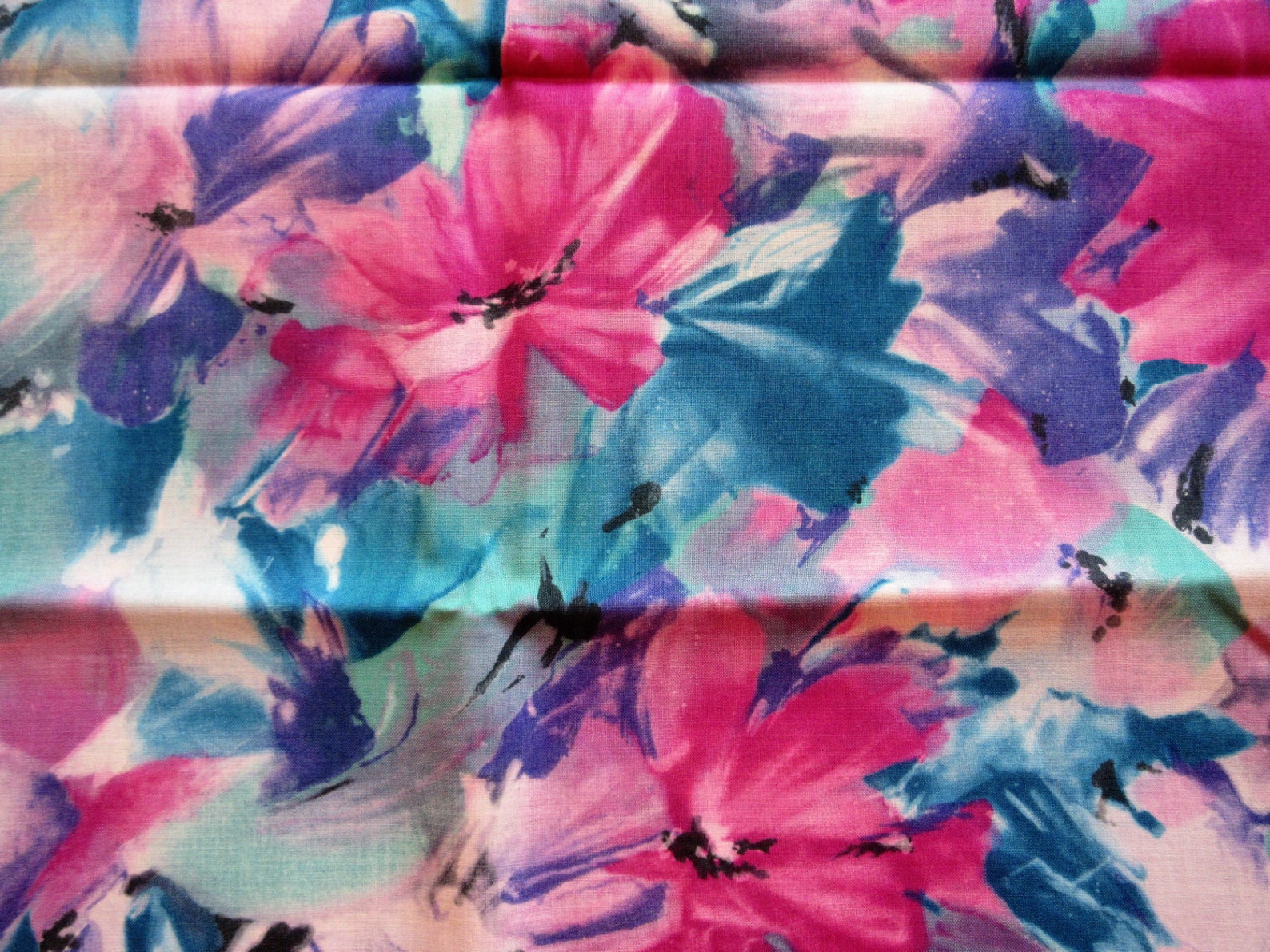 Abstract Floral Quilt/craft Fabric - Vintage - Floral Design - 100 % ...