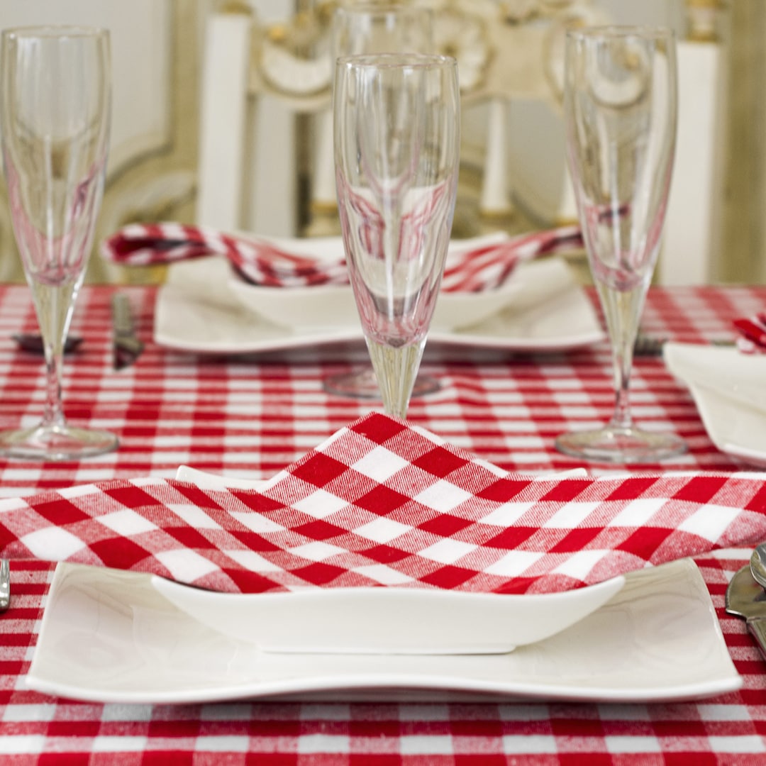 Luxury Pizzeria Chess Napkins - 100% Cotton - Red and White Squares ...