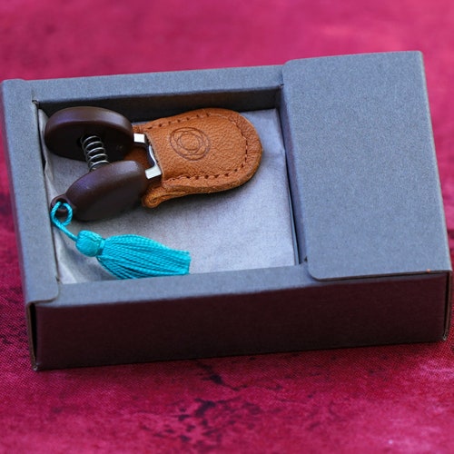 Cohana Mini Scissors From Seki W/ Genuine Leather Sheath - Etsy