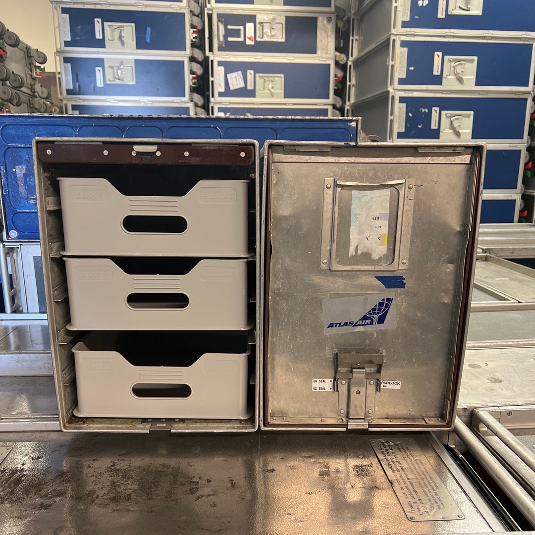 Retired Atlas Airways Boeing 747 Galley Meal Boxes - Etsy