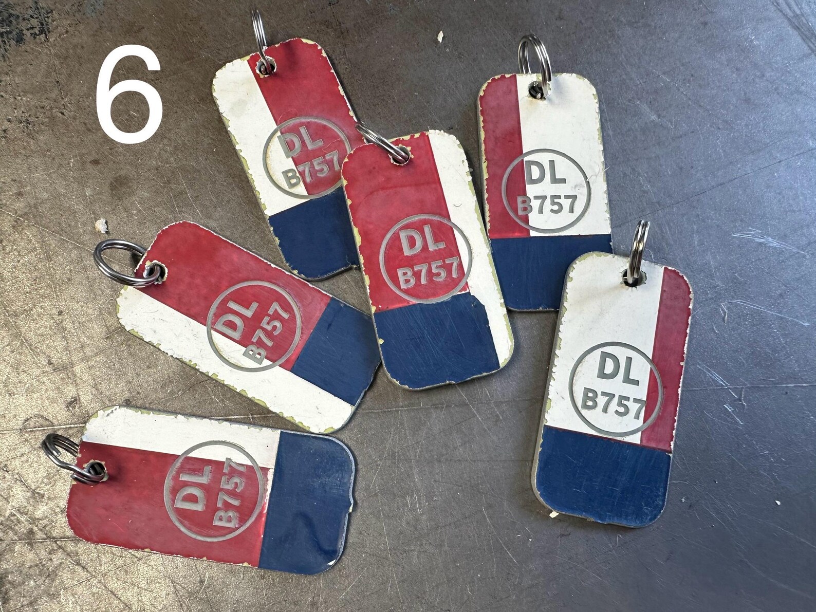 Delta B757 Fuselage Skin Key Fob - Etsy